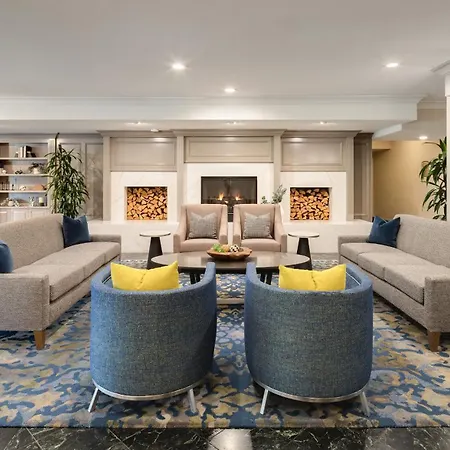 Comfort Inn & Suites South Calgary • Canada